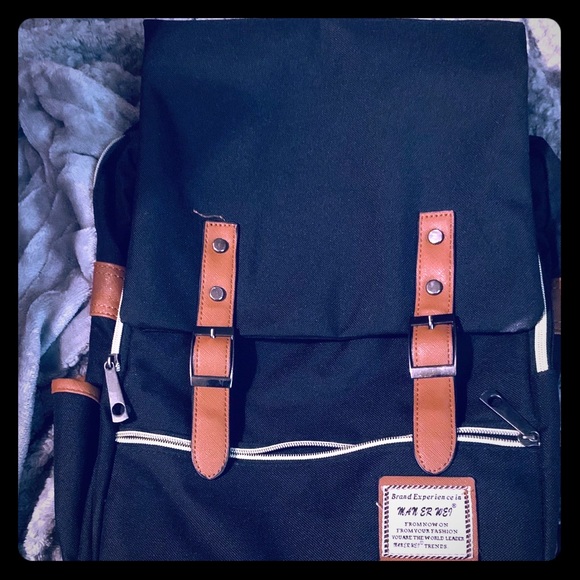 Bags | Large Commuter Backpack | Poshmark